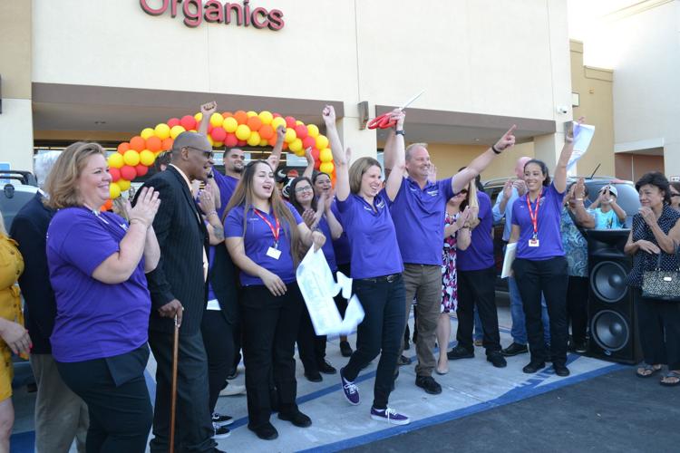 Lemoore Grocery Outlet celebrates grand opening | Local News ...