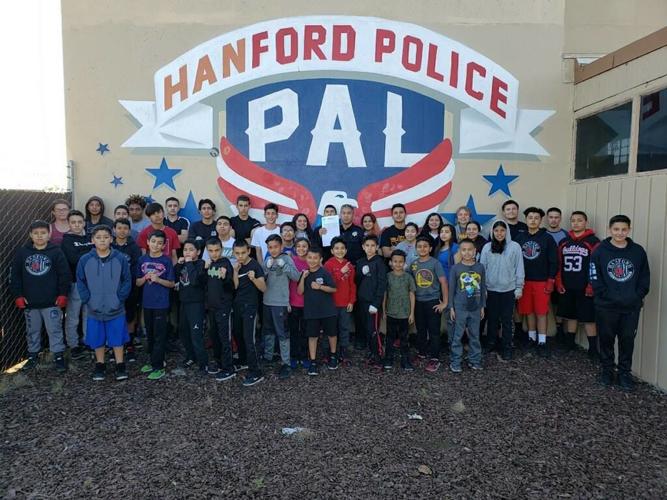 Hanford PAL prepares for boxing event | Local Sports | hanfordsentinel.com