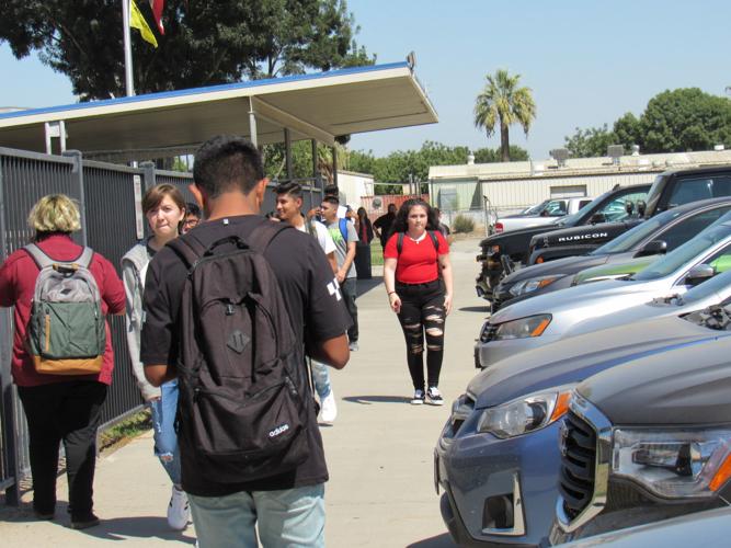 Hanford high schools ready for new year | Local News | hanfordsentinel.com