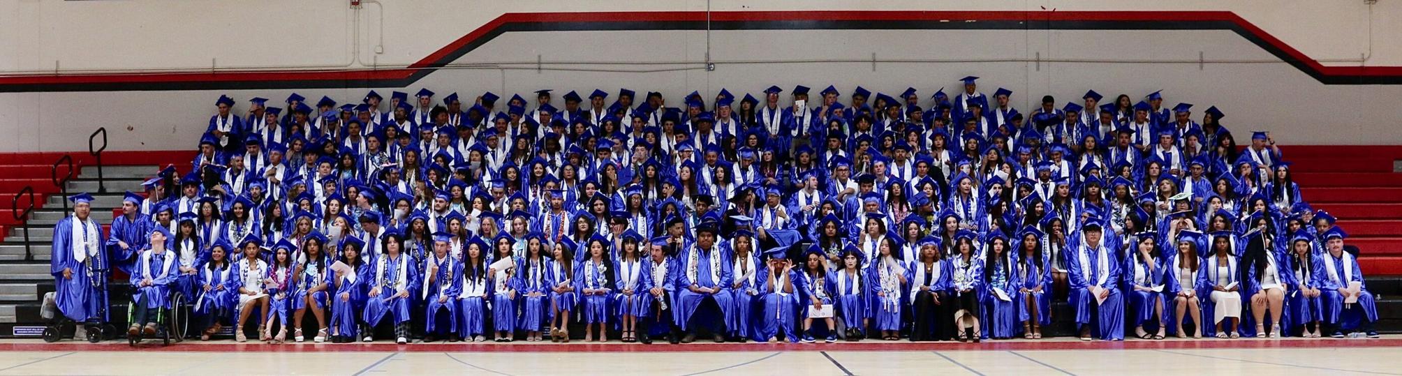 Huskies are the first to graduate in new Neighbor Bowl | Photos ...