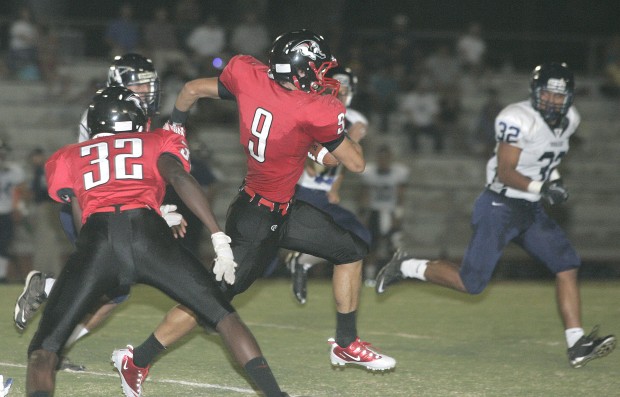 Hanford High vs Monache Football | Gallery | hanfordsentinel.com