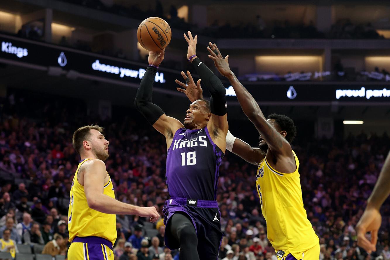 Luka Doncic scores 42 points, but poor defense dooms Lakers in loss to ...