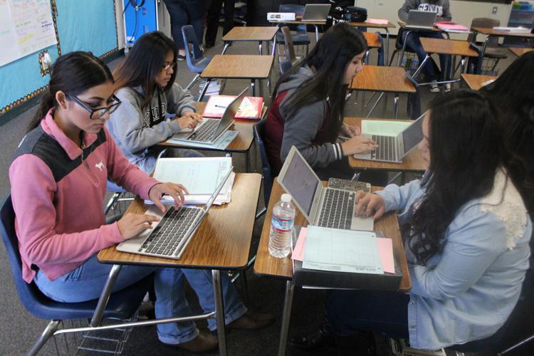 Students learn to be teachers | Local News | Selma / Kingsburg ...