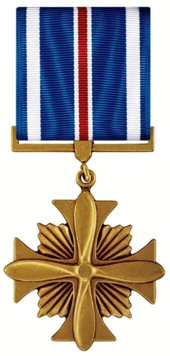 NAS Lemoore search and rescue crew earns Distinguished Flying Cross ...