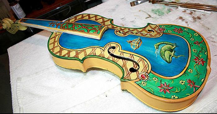 Valley artists transform music instruments into works of art | Arts ...