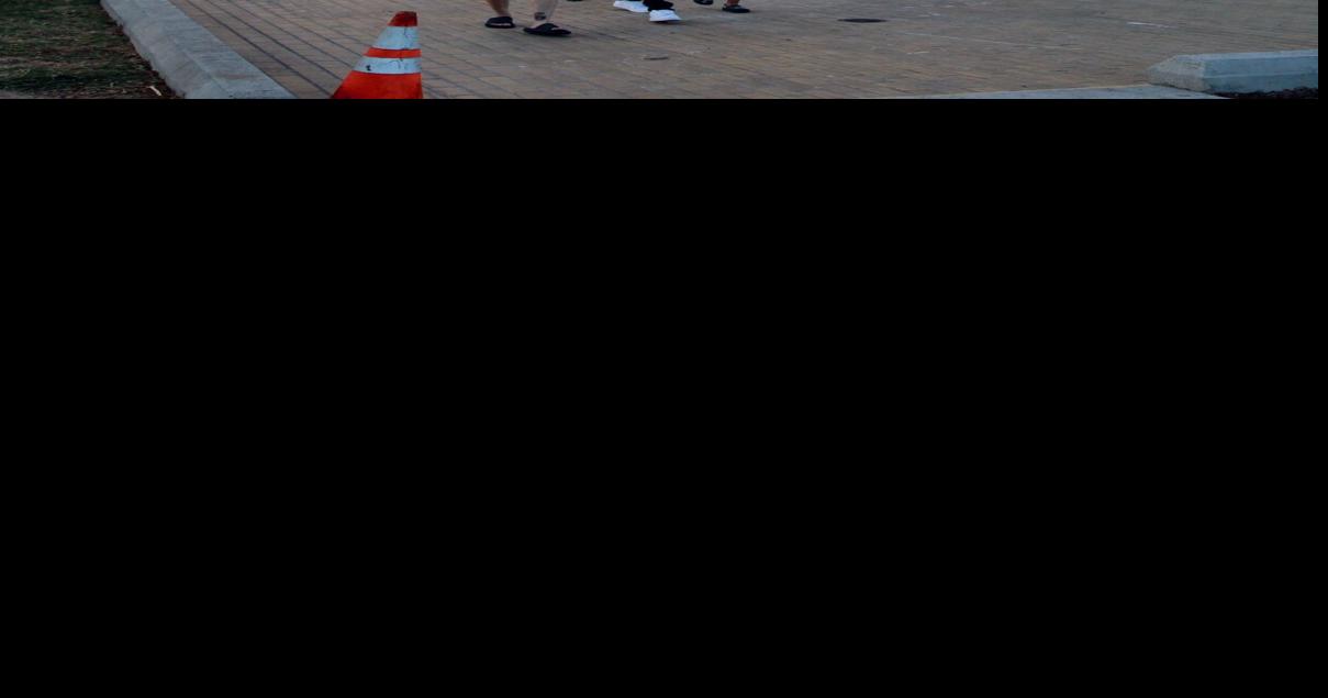 Photos: Hanford's courthouse arbor is demolished for safety, to ...