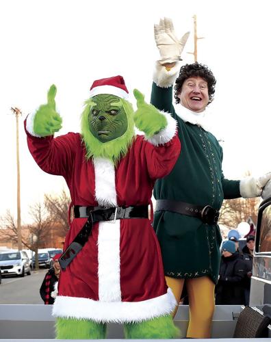 11 30 A1 Three Oaks Stroll 3 Grinch Buddy.jpg | | harborcountry-news.com