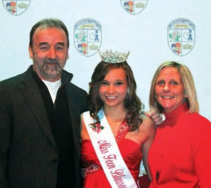 Sarah Kalinowski is crowned Teen Blossomtime queen | News ...