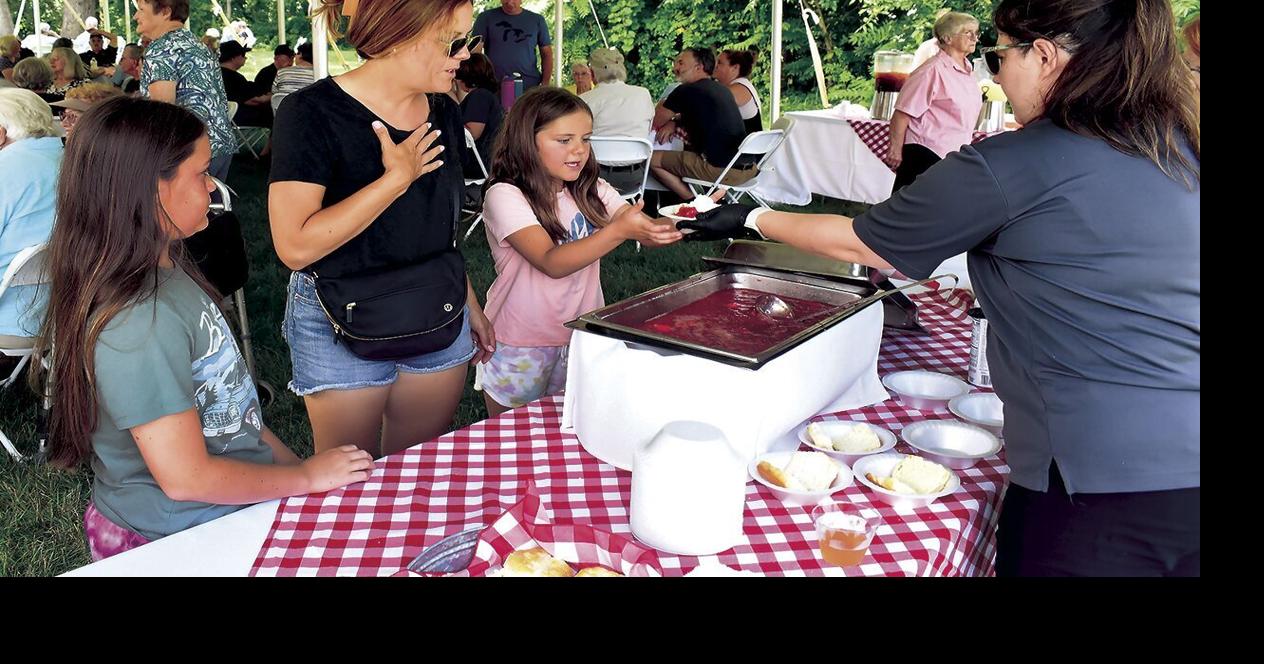 Strawberry Social a festive New Troy gathering | News | harborcountry ...