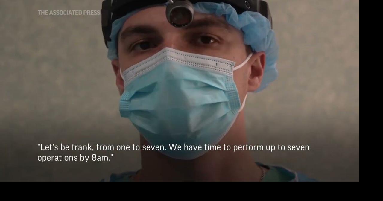 Ukrainian surgeons face wave of wounded soldiers | Video ...