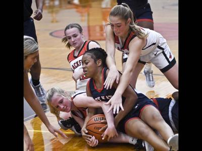 Turnover trouble | Sports | hartfordcitynewstimes.com