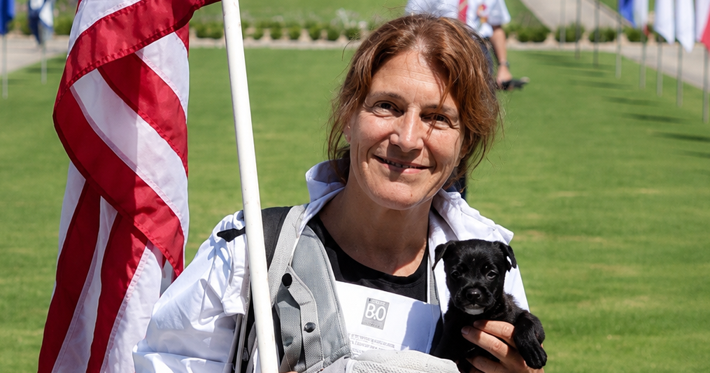 French author embarks on 200-mile journey from Havasu to Phoenix ...