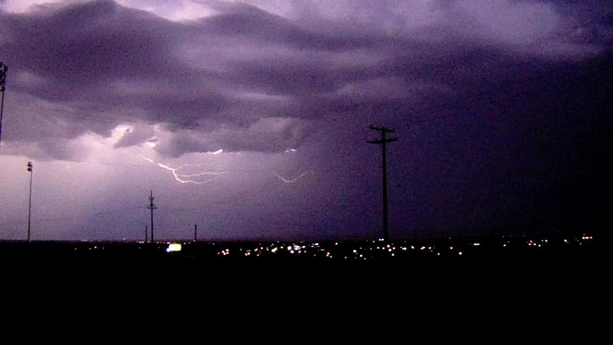 Weekend storm knocks out power in Bullhead City area | Local News Stories | havasunews.com