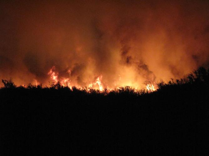 Photos: Gordon Fire burns on in Mohave Valley | Galleries | havasunews.com