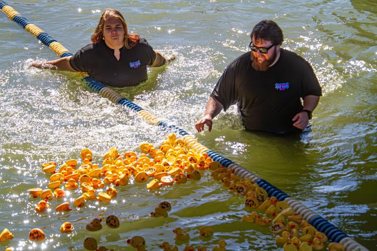 Humane Society returns beneath London Bridge with 'Duck Derby' event ...