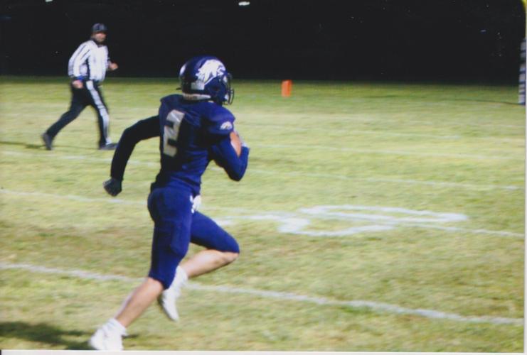 Broncs top Spartans, 37-14; advance to next round of 2A playoffs ...