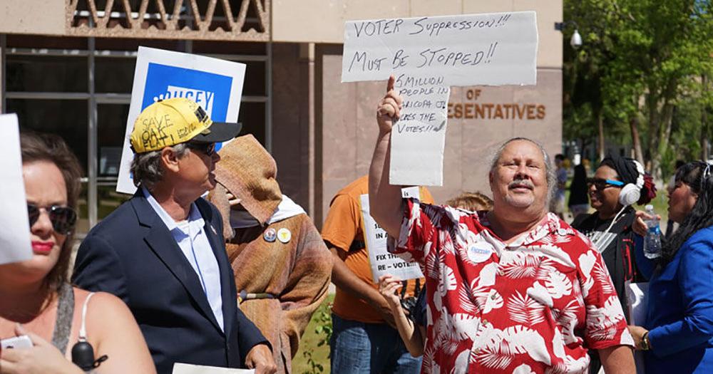 Petition demanding voting probe tops 100,000 signatures in two days ...