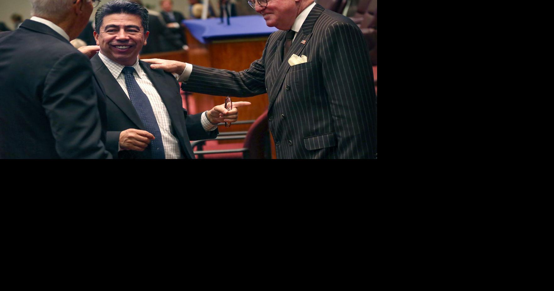 Lawyers for ex-alderman Edward Burke confirm they will call alderman ...