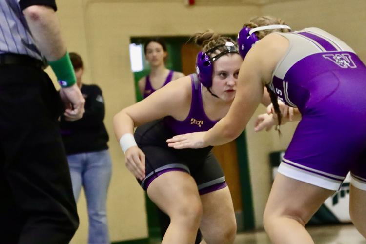 Lake Havasu girls wrestlers compete at Mohave High School | Local ...