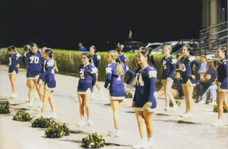 Broncs top Spartans, 37-14; advance to next round of 2A playoffs ...