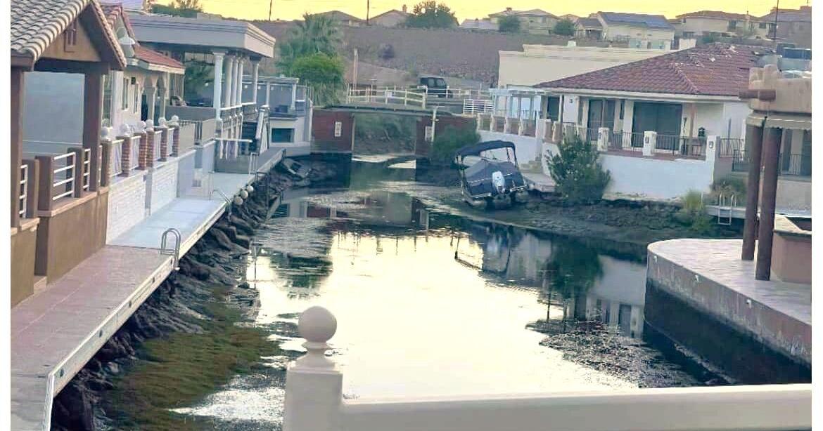 Water levels at Lake Moovalya fall after Headgate Rock Dam malfunction ...