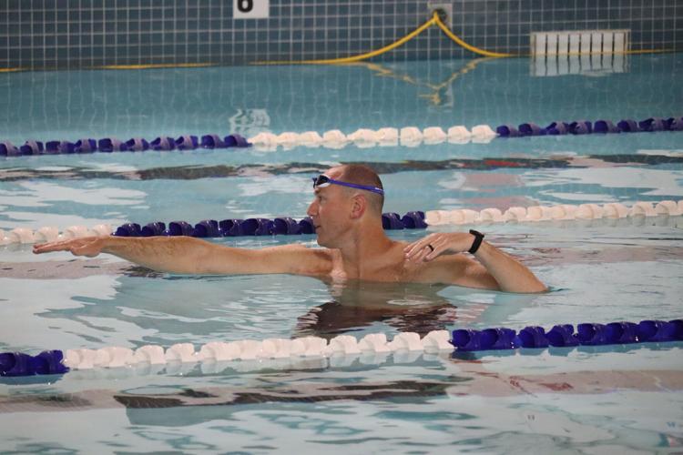 Photos: Olympic swimmer Jason Lezak visits Havasu Stingrays ...