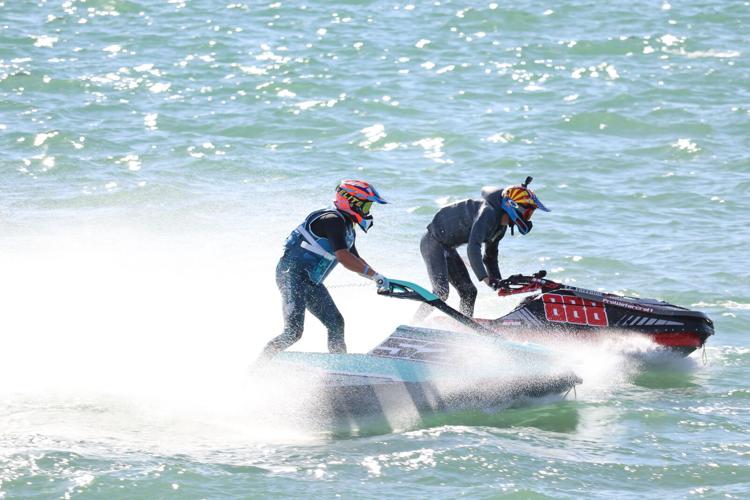 Photos: Jet Jam | Complimentary | havasunews.com