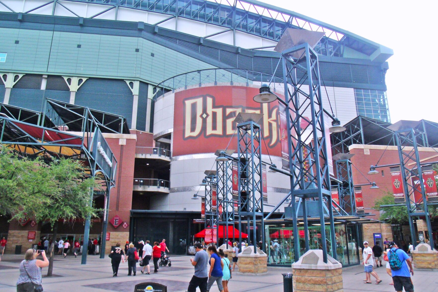 From the Dugout: Don’t build a new ballpark, renovate Chase Field ...