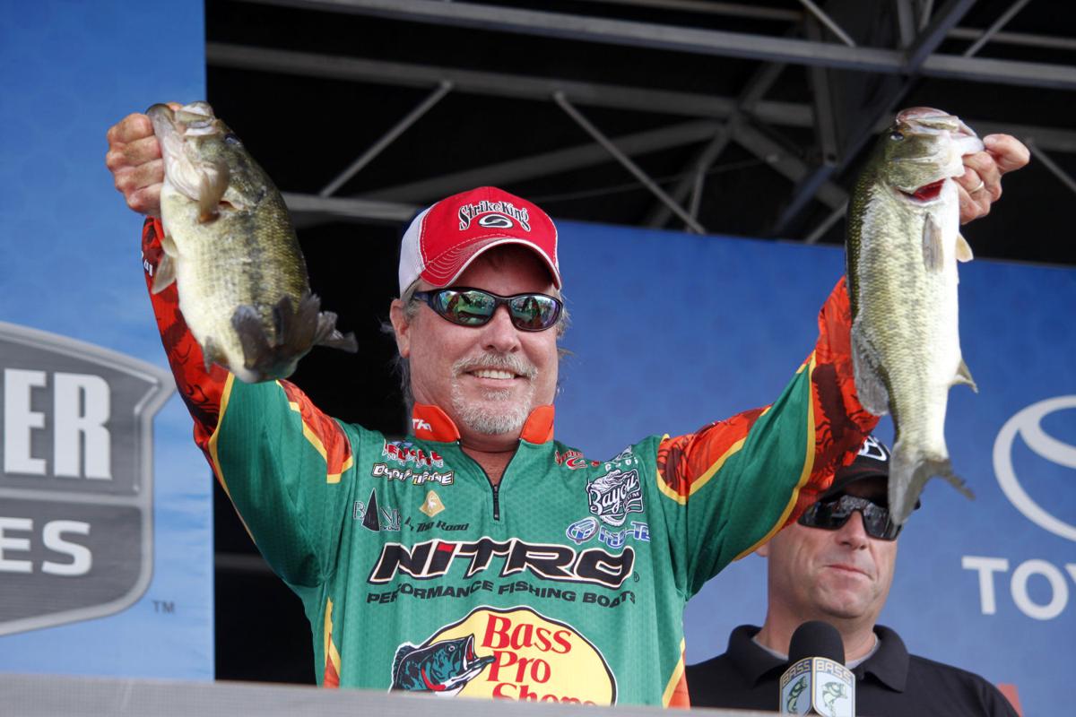 Photos: Bassmaster Elite Series May 8, 2015 | Galleries | havasunews.com