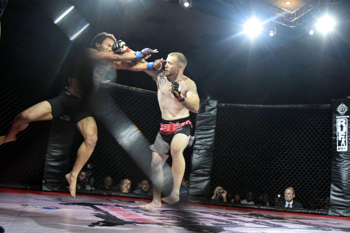 Photos: Cage Rage XII at the Bluewater Casino | Galleries | havasunews.com