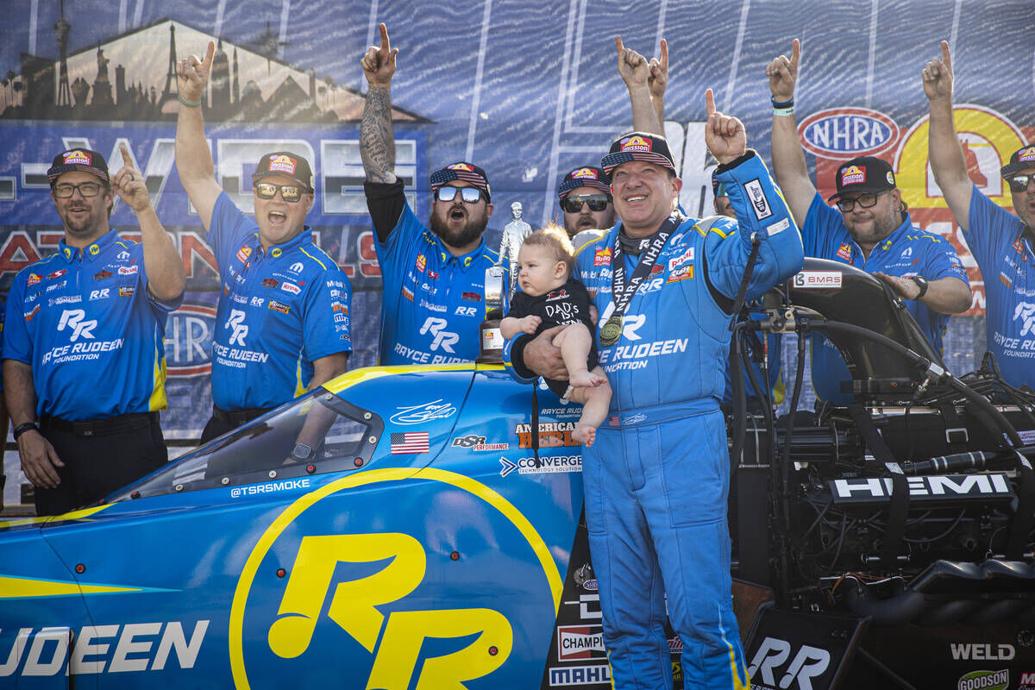 Part-time Lake Havasu City resident, NASCAR legend Tony Stewart wins in ...