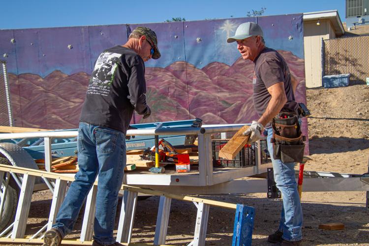 Drive-Through Nativity returns Friday to Desert Hills | | havasunews.com