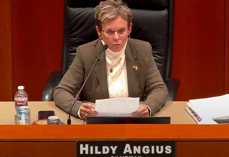 $201K for Mohave County manager; supervisors change minds on raise ...