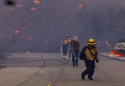 With dangerous winds forecast, LAFD pre-deploys to avoid Palisades Fire ...