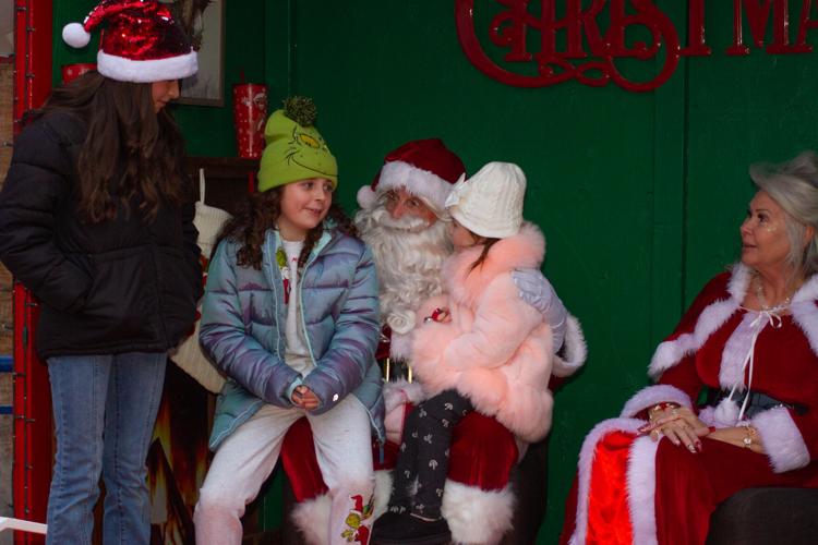 People of Havasu: Santa Claus is right for these Lanes in Havasu | Toys ...