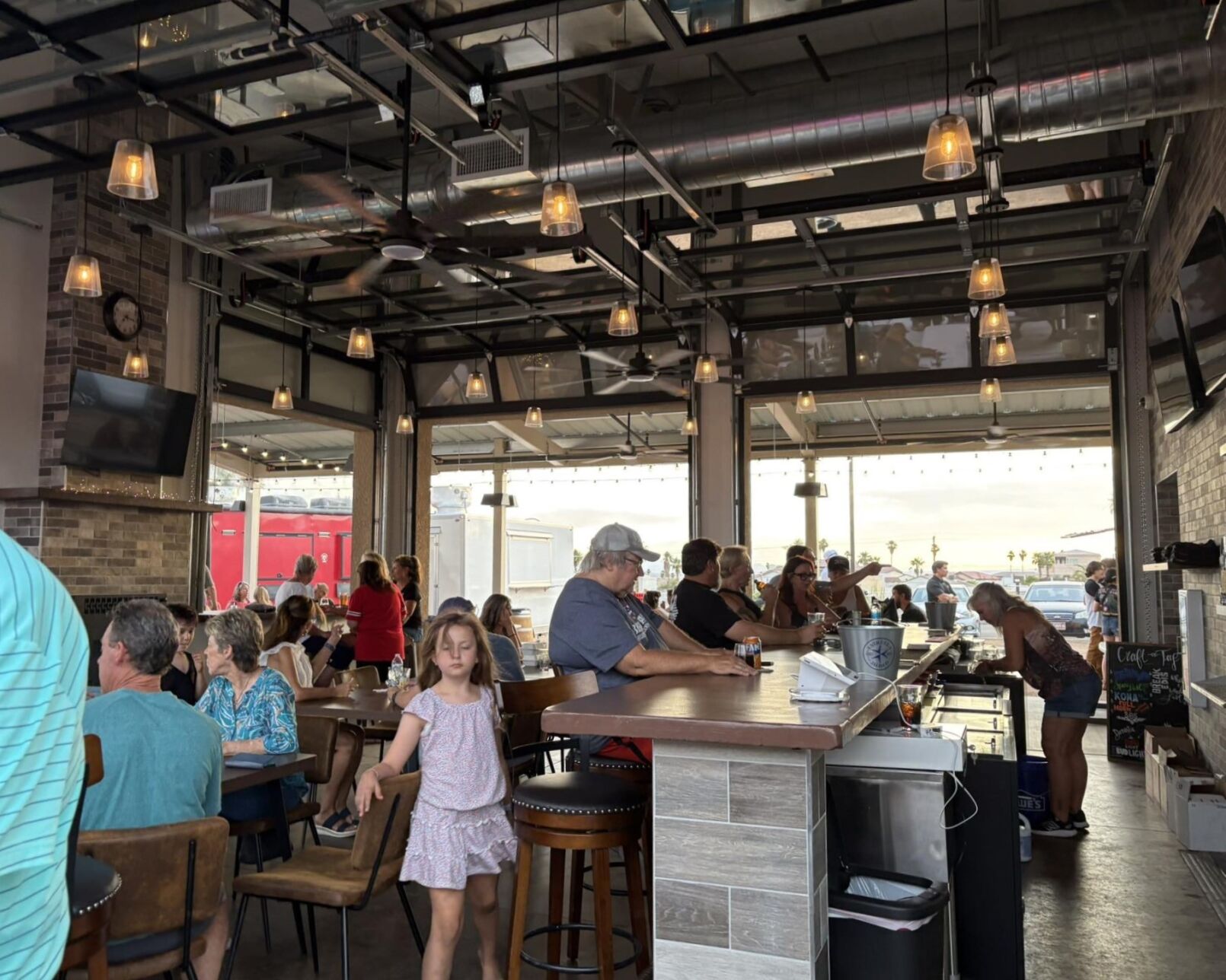 Hava Bite Bar & Food Truck Park now open for business | Local News ...