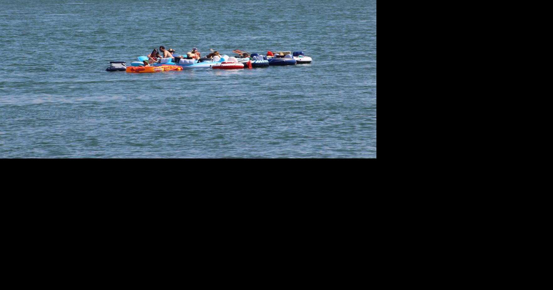 Floating along the Colorado River; Parker Tube Float | Parker News ...