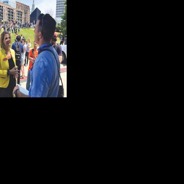 Ward returns to Arizona amid growing support | Local News Stories ...