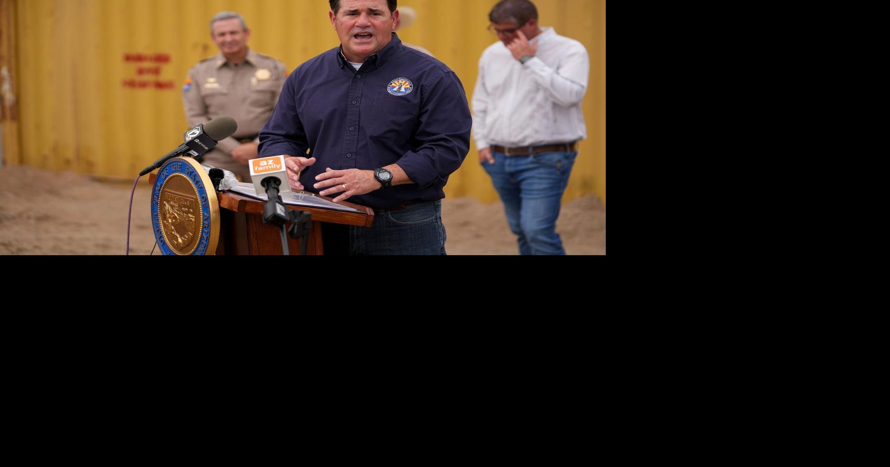 Gov. Ducey agrees to remove shipping containers from border | Local ...