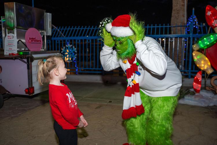 What to know about London Bridge Resort’s Festival of Lights, Swim Race ...