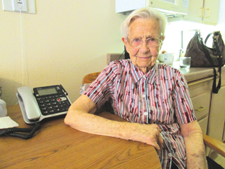 Havasu’s oldest resident, ‘Bucky,’ still going strong at 105 | Local ...