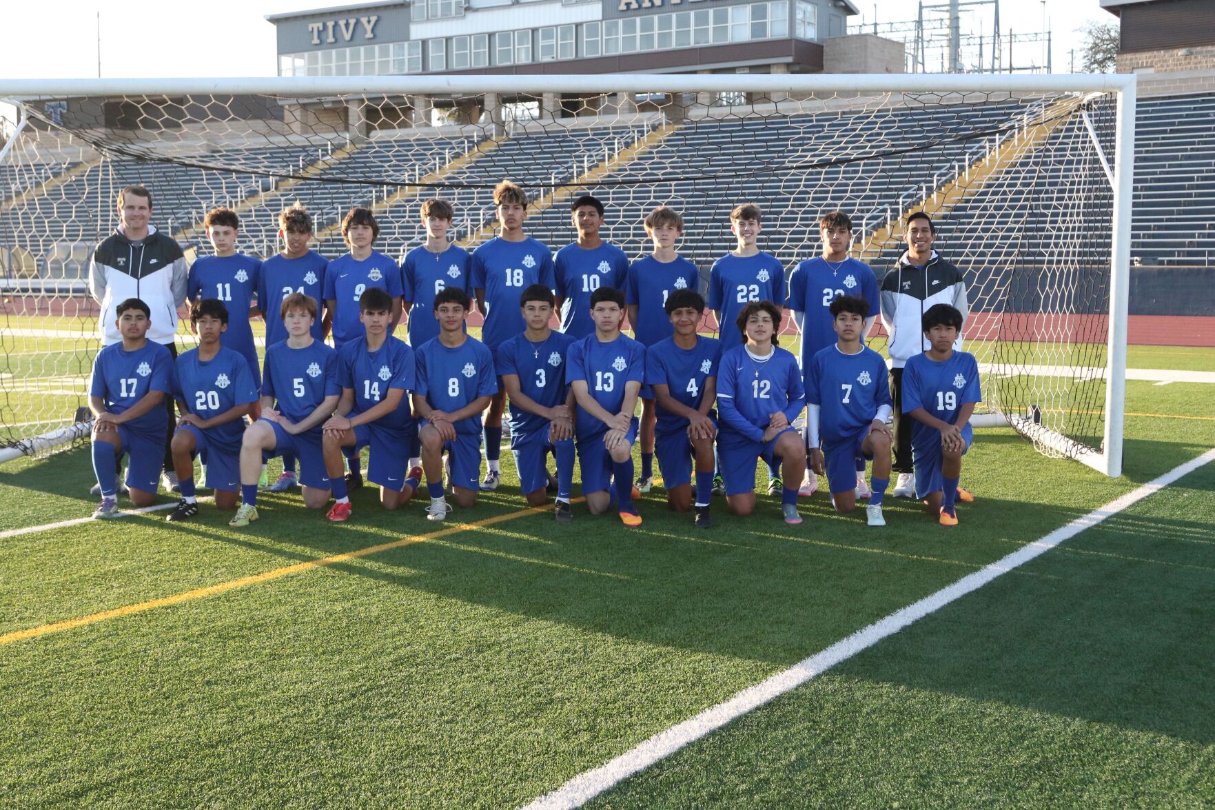 Antlers open district with buzzer-beater win over Heights | Sports ...