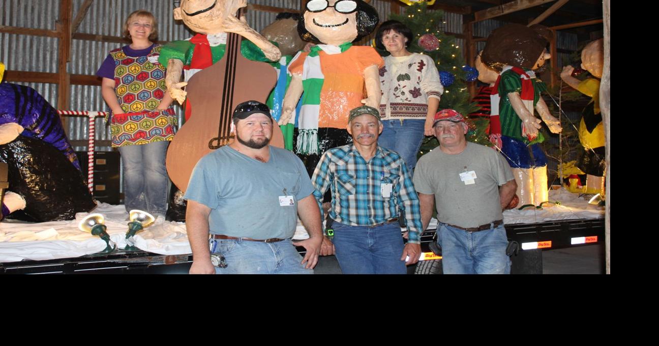 'Peanuts' float a team effort at the Kerrville State Hospital | Local ...