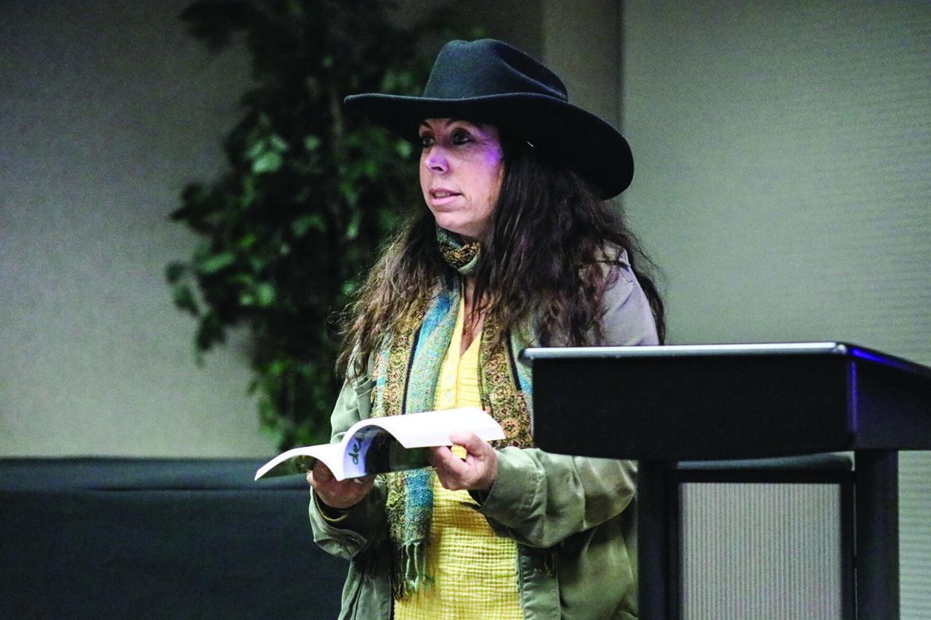 Engelhart details ‘Debunked by Nature’ at SU | | hccommunityjournal.com