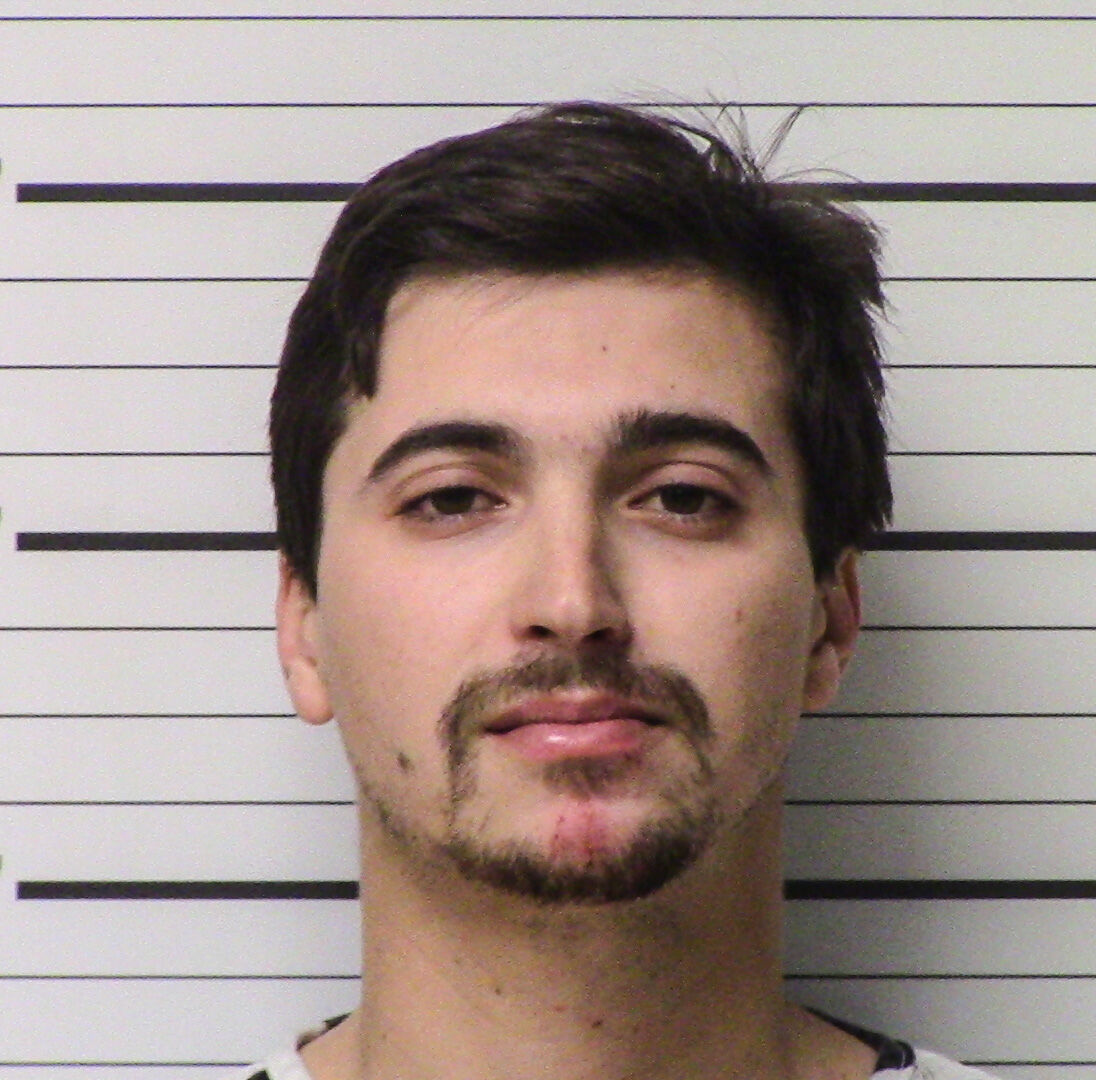 Suspected drunk driver kills three members of one family, critically ...