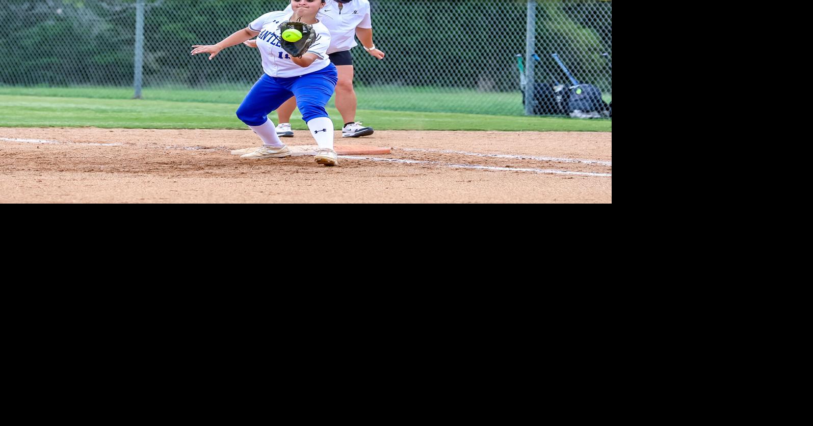 Tivy Softball vs Seguin | Gallery | hccommunityjournal.com