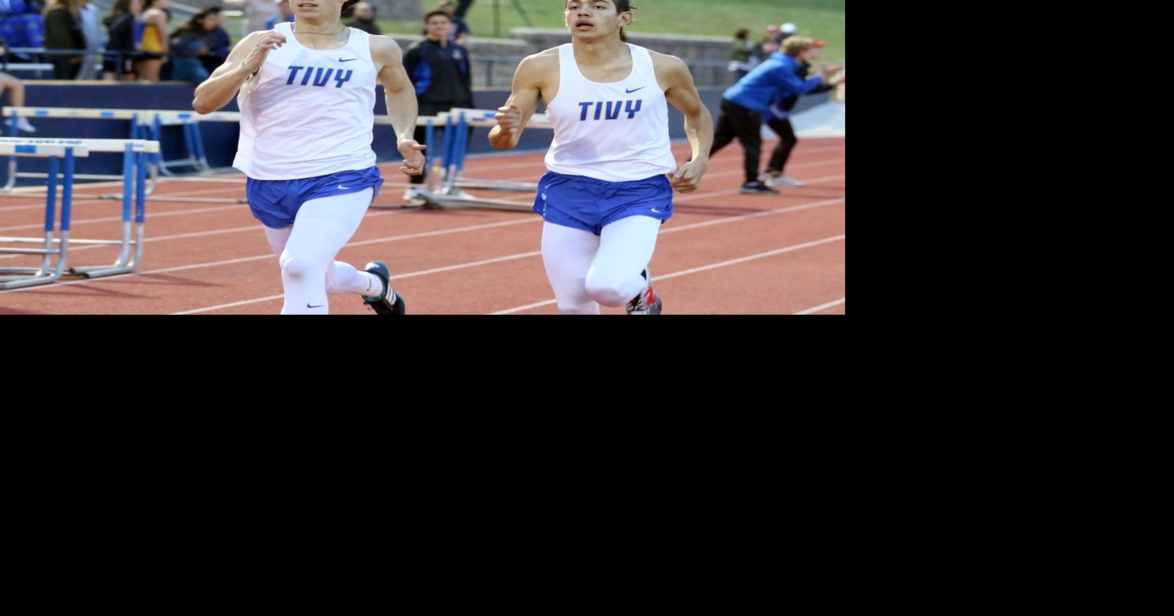 Tivy Track at Antler Relays | Gallery | hccommunityjournal.com