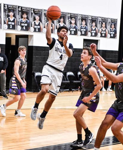 Pirates fall to D'Hanis | Sports | hccommunityjournal.com