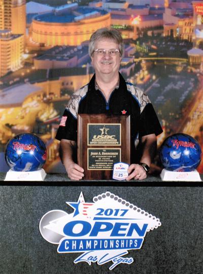 Brodersen receives USBC 25-year plaque