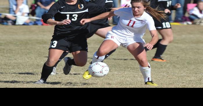 Helena girls edged by Broncs, boys fall to Hawks